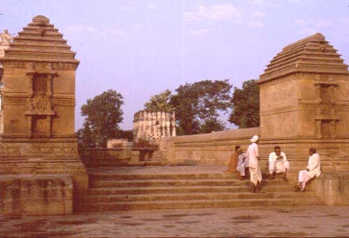 Concepts of Space in Traditional Indian Architecture - India Art N Design