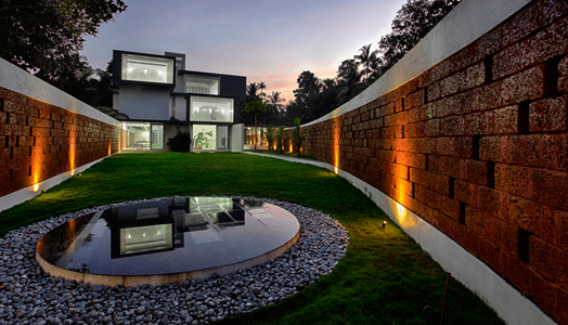 Running Wall Residence - India Art N Design