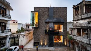 The hidden mansion – India Art N Design